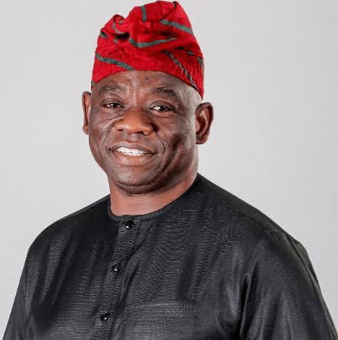 MORE TR0UBLES IN ABIOLA’S HOUSE: “He Is Very Stingy:” MKO Abiola’s Son ...